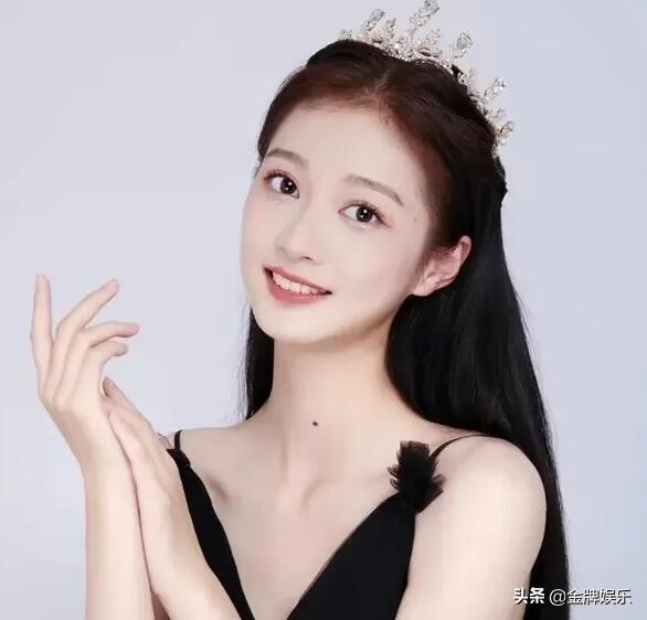 Chen Rong and Cheng Lei officially missed the Dragon TV Spring Festival ...