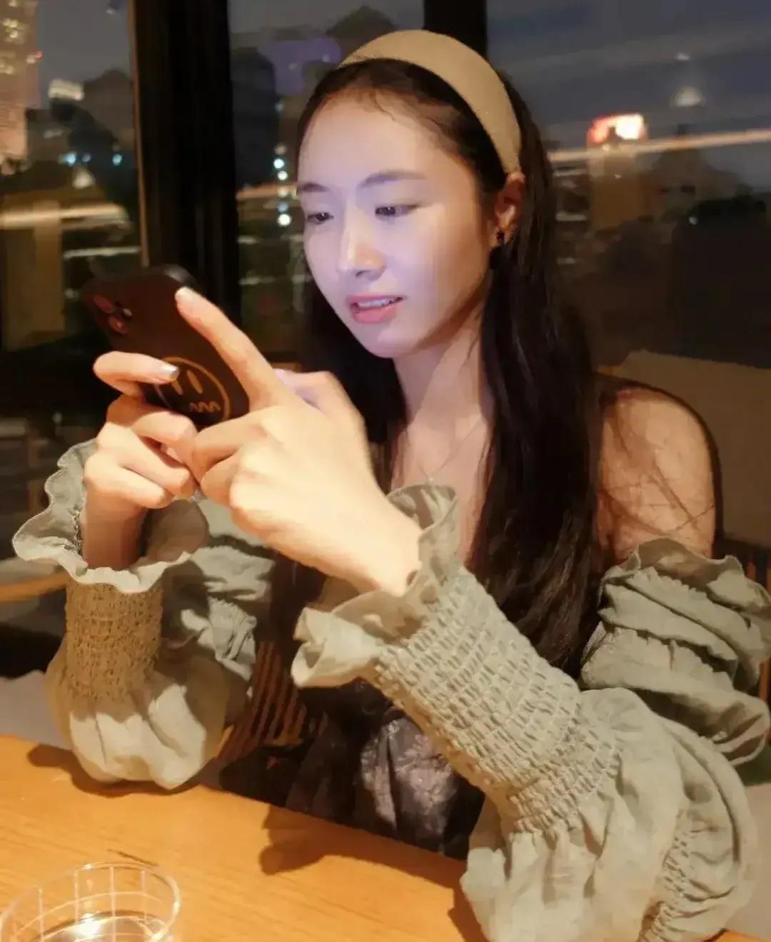 After Chen Lu, who will Wang Meng's next bestie be? - iNEWS