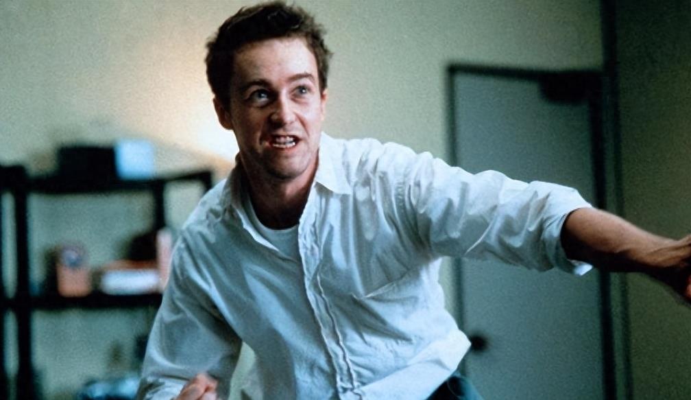 David Fincher's "Fight Club": Male Identity Crisis and the Battle of ...