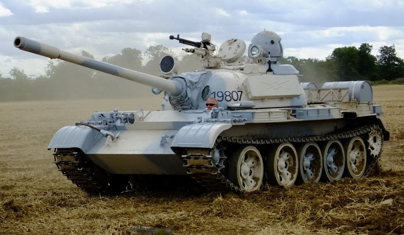 Russia sent the T55 tank to the Ukrainian battlefield. Is it really ...