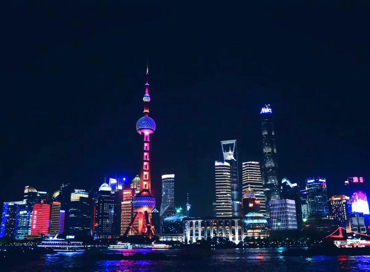 In 1994, when Deng Xiaoping came to Shanghai for the last time, he told ...