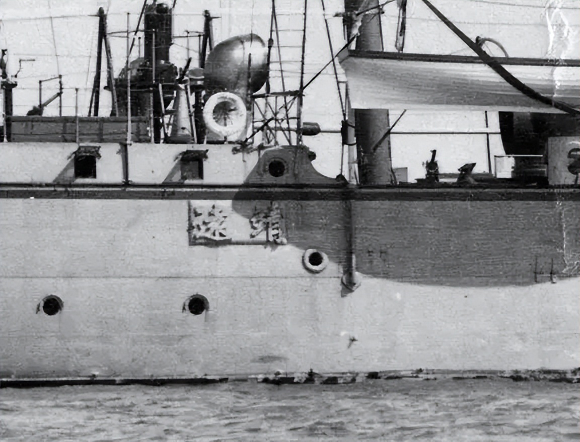 In the late Qing Dynasty, the Beiyang and Nanyang naval forces both had ...