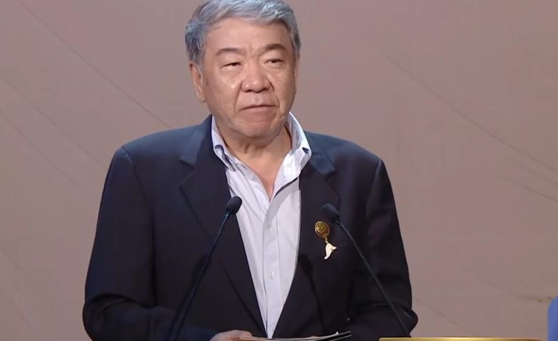 Zhang Luyi lost contact for a month! Studio Zheng Xiaolong is crazy and ...