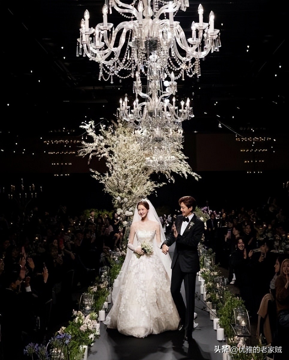 Lee Da Hae, who married SE7EN, released her wedding photos, "I am ...