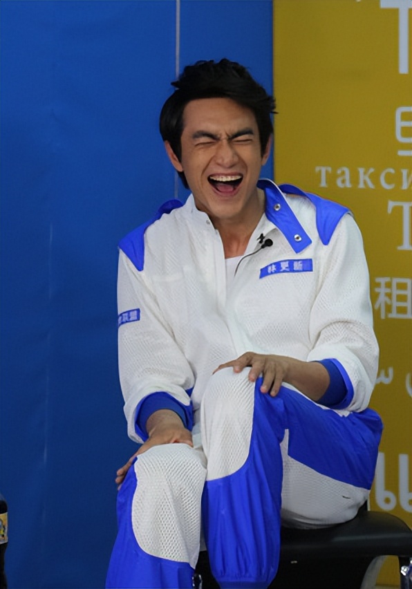 "Painting style" changes suddenly, talk about Dou Xiao's expressionless ...