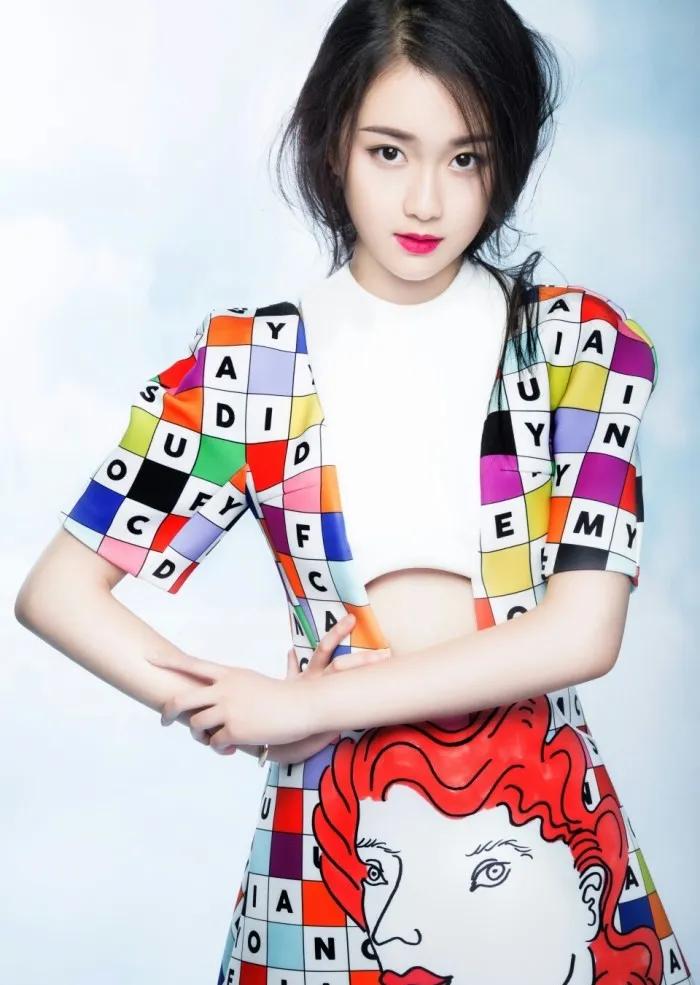 Beautiful pictures of Li Baihui - iMedia