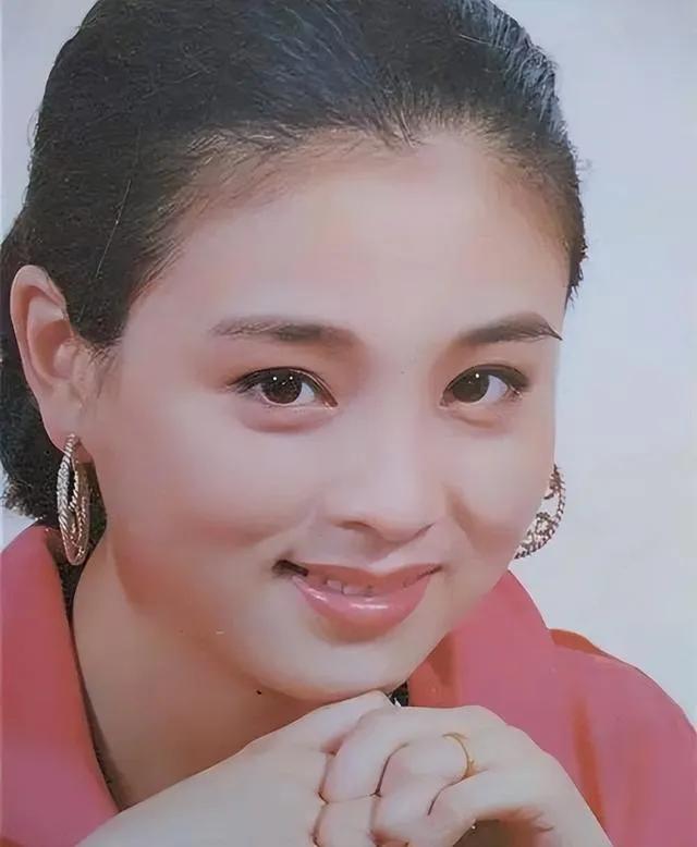 Zhao Mingming: When she was popular, she was Aixiying, and she was ...