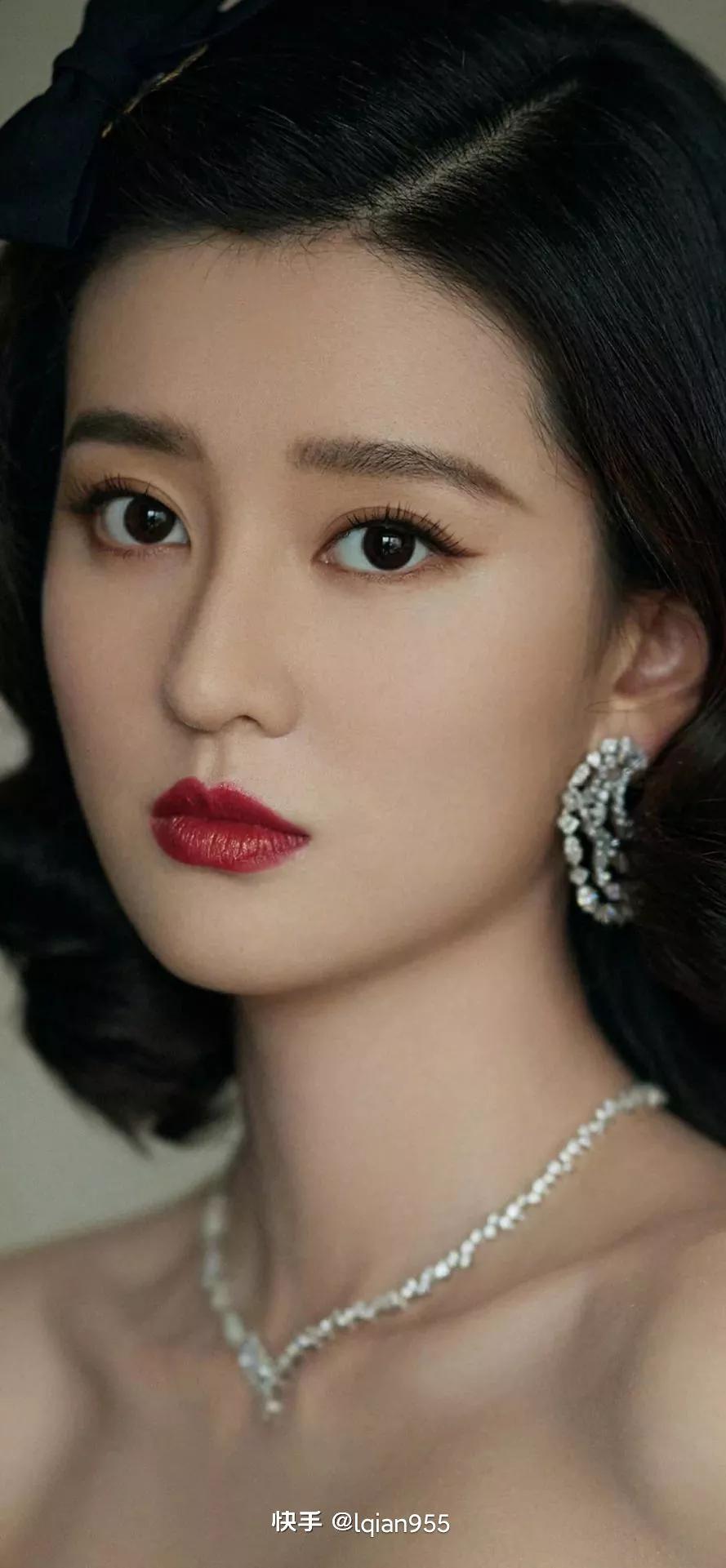 Qiao Xin is so beautiful - iNEWS