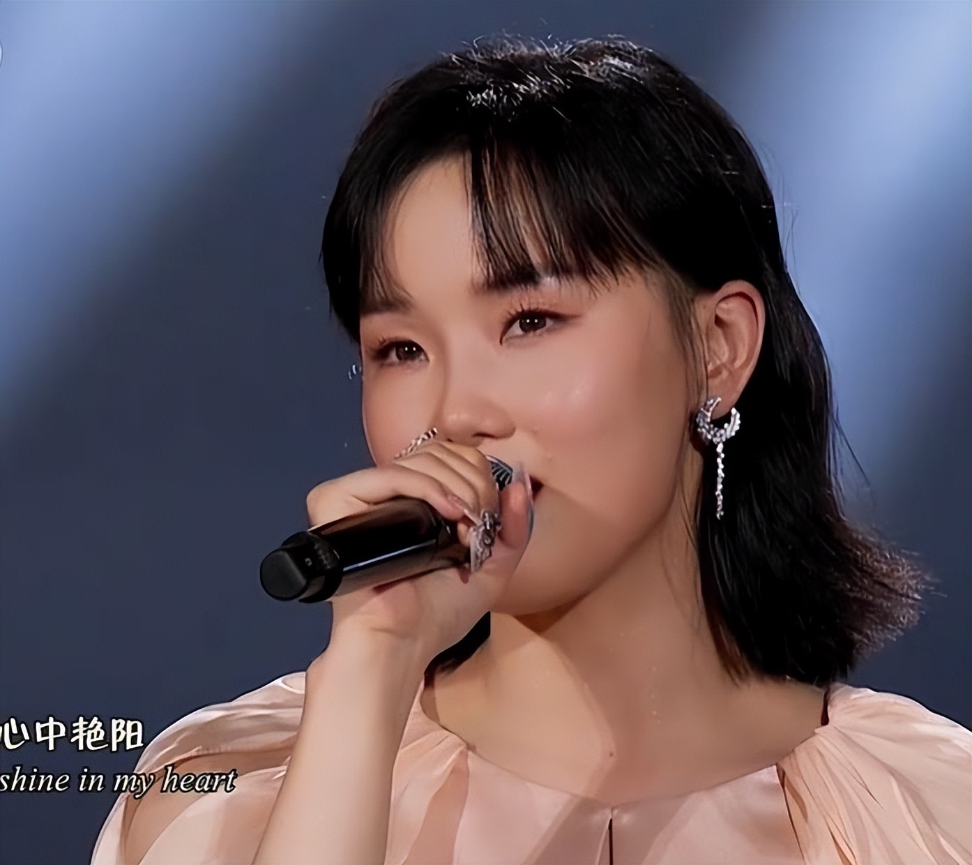 CCTV Mid-Autumn Festival Gala: Phoenix Legend "disintegrated", Sa Ding's face stiffened, Mao ...