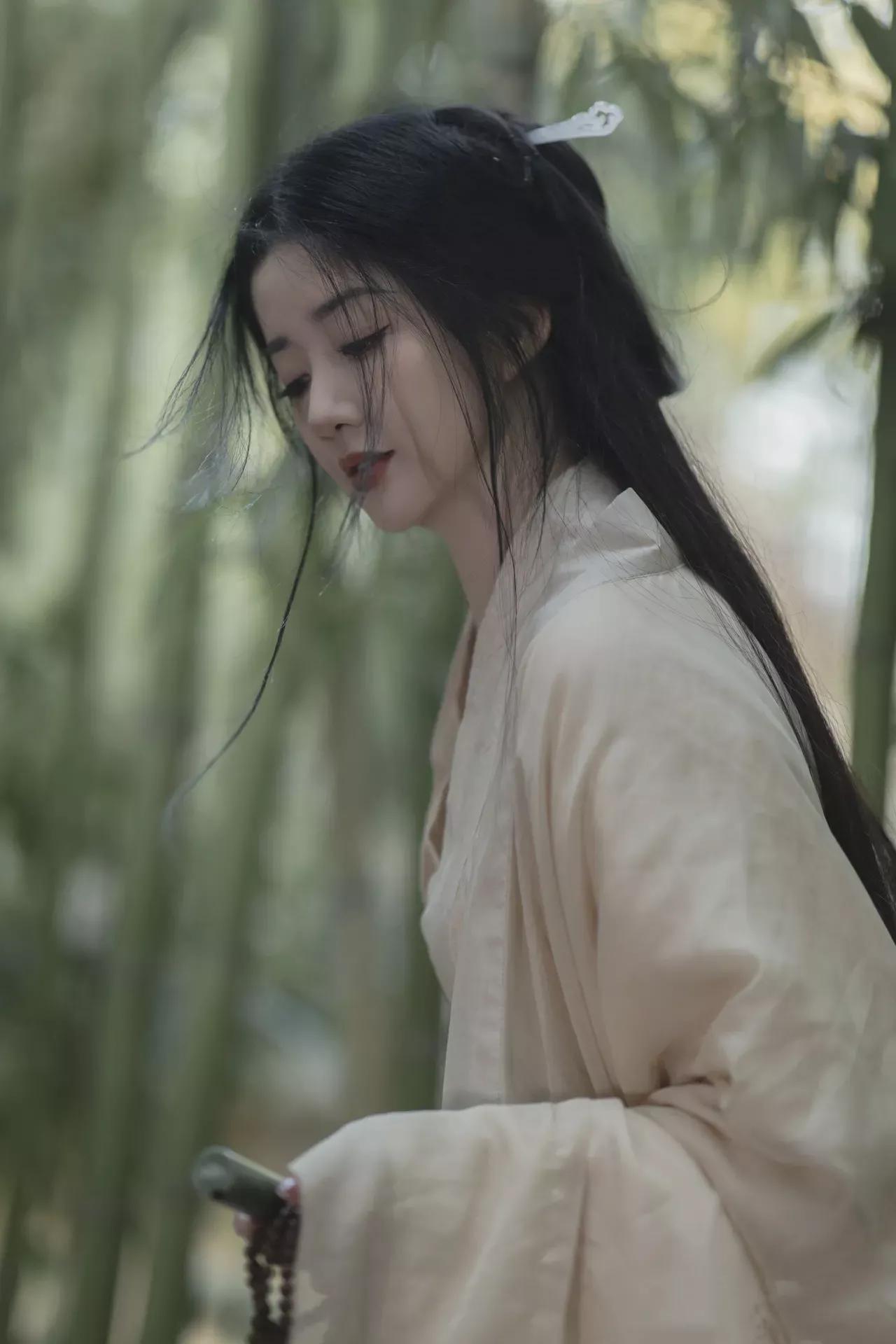 Chen Xinyu's ancient and beautiful photo album - iNEWS