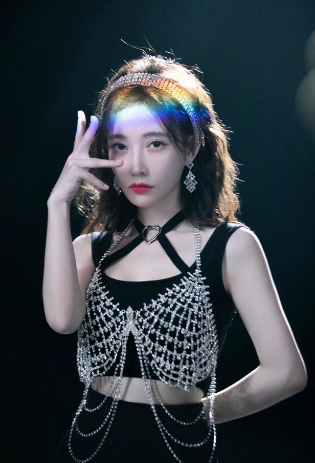 From singing to national style, Feng Timo's new song challenges a ...