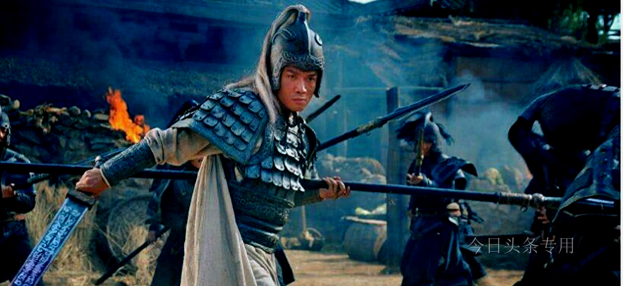 Liu Bei is worthy of being a hero of his generation. He did not reuse ...