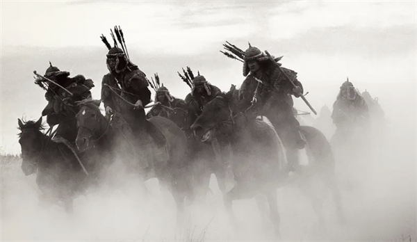 Which ethnic group is the "Hun" that caused headaches in ancient times ...