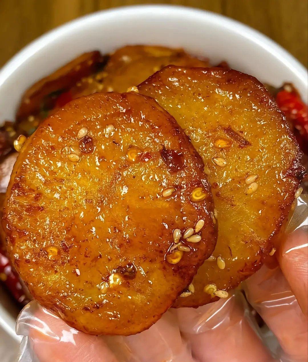 Delicious dry-stir-fried potato chips, burnt and crispy, spicy and ...