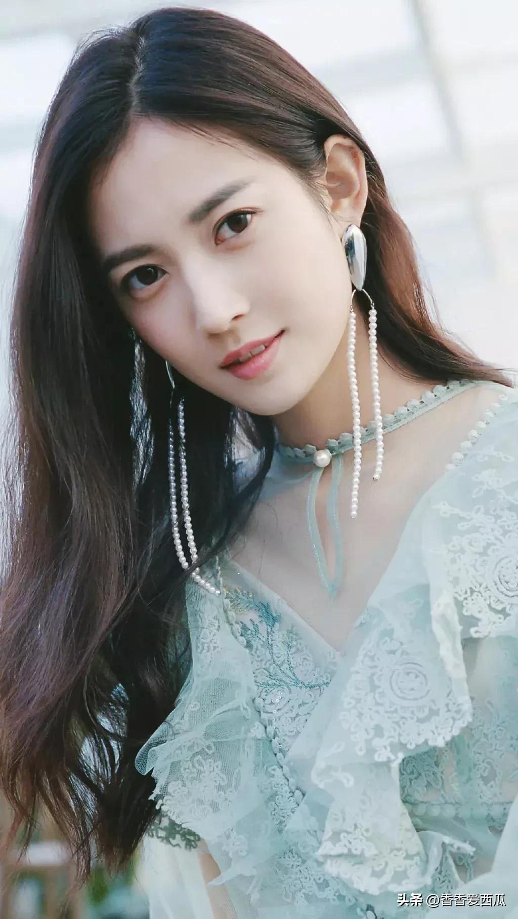 Prosperous beauty Chen Yuqi - iMedia