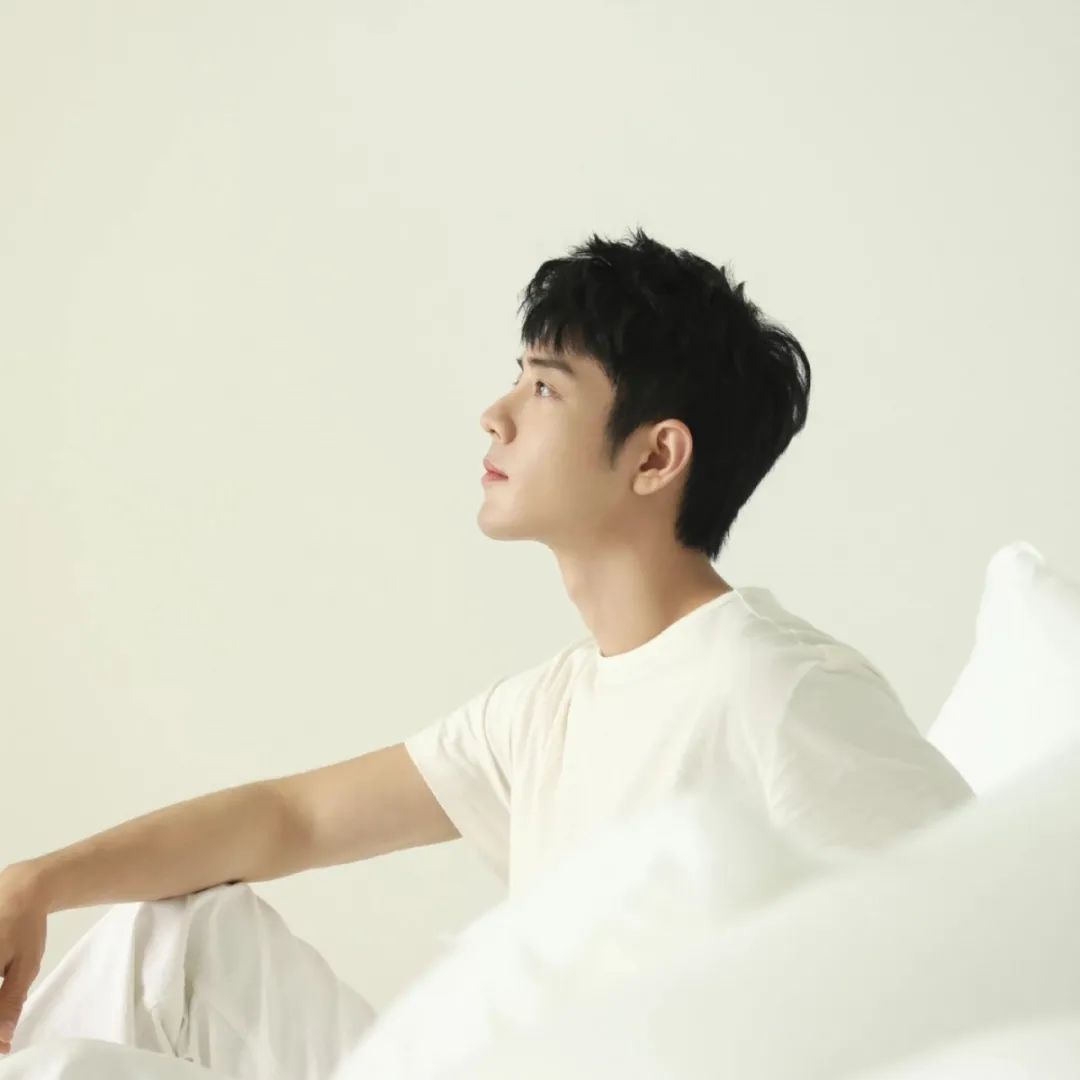 Yi Yang Qianxi, Zhou Dongyu, Zhou Zhennan, Xiao Zhan, Yang Zi, Wu ...