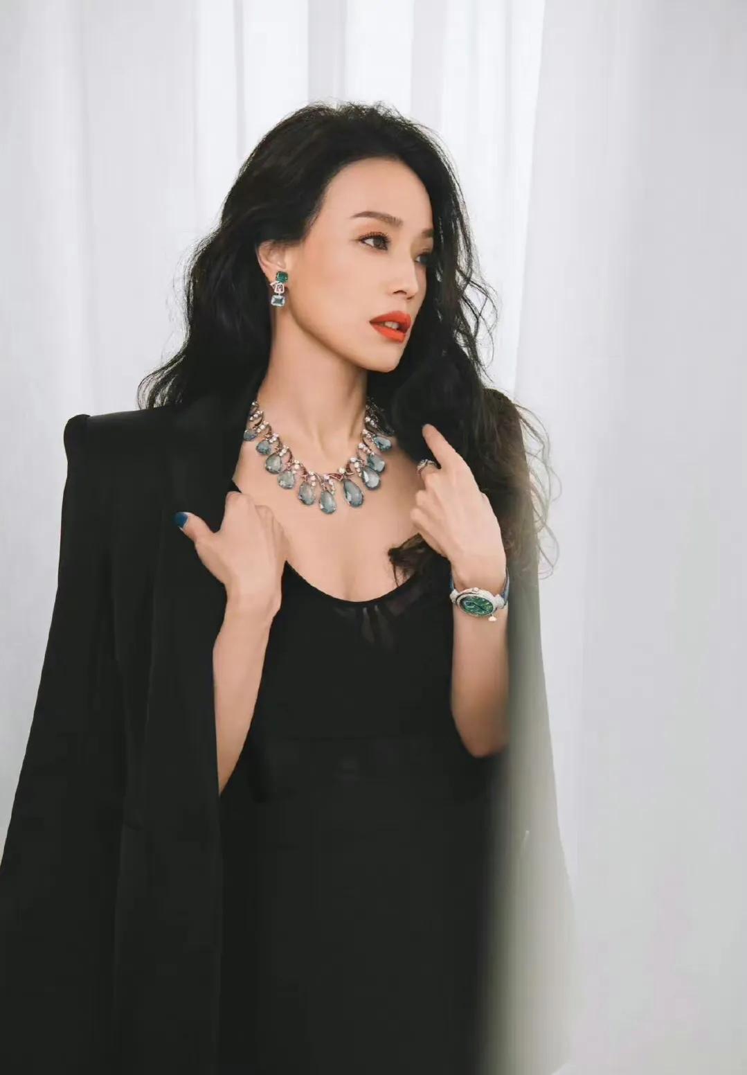 Shu Qi is so beautiful - iNEWS