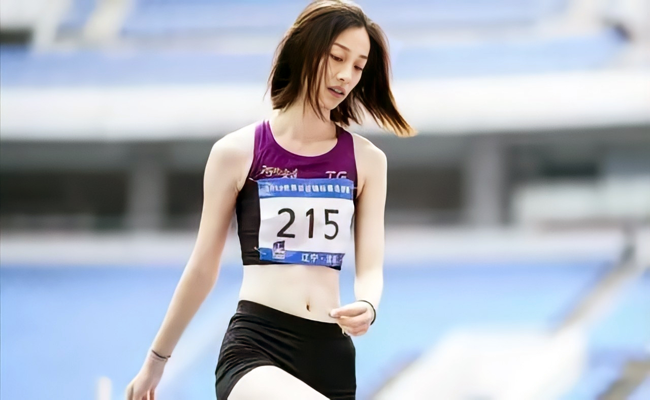 "Little Ni Ni" Hu Linpeng: He has won three consecutive high jump ...