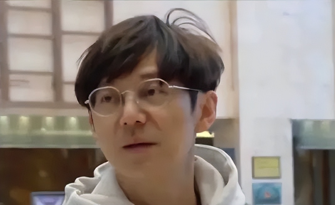 He Jiong is old, get out of the circle! - iNEWS