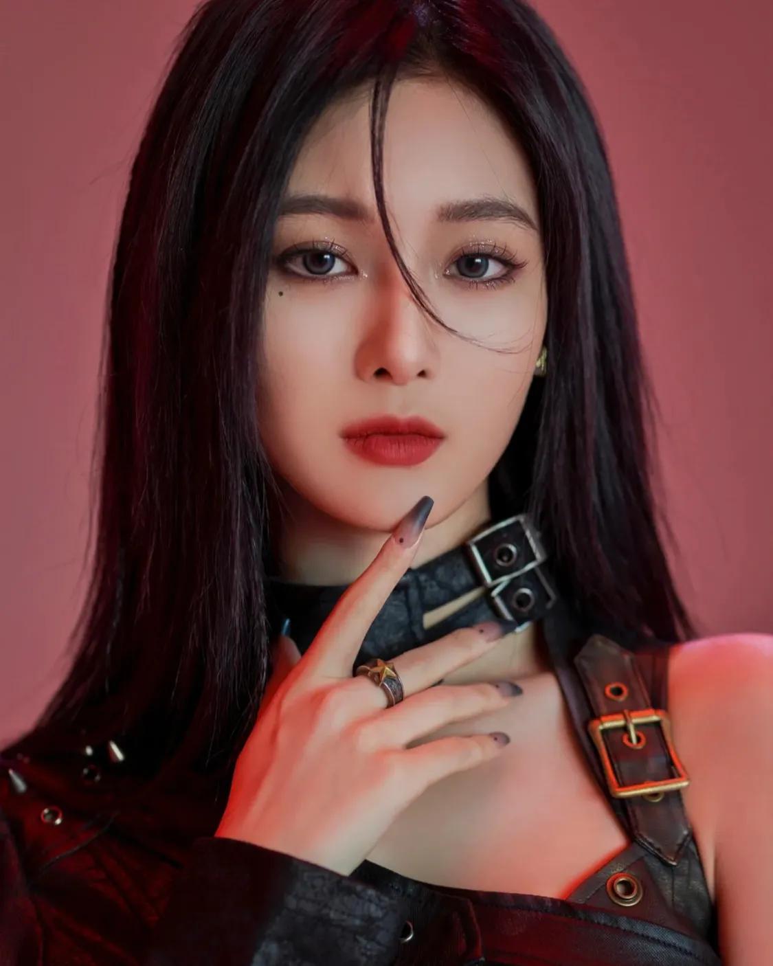 Fanfan said: Zhang Ruoyun, Wang Yibo, Cheng Yi, Yang Mi, Xu Yiyang, Tian Xiwei, Lou Yixiao, Chen ...