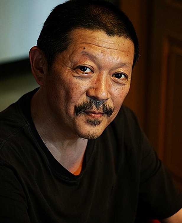 Luo Jingmin, an old drama player, passed away, and the stars sent a ...