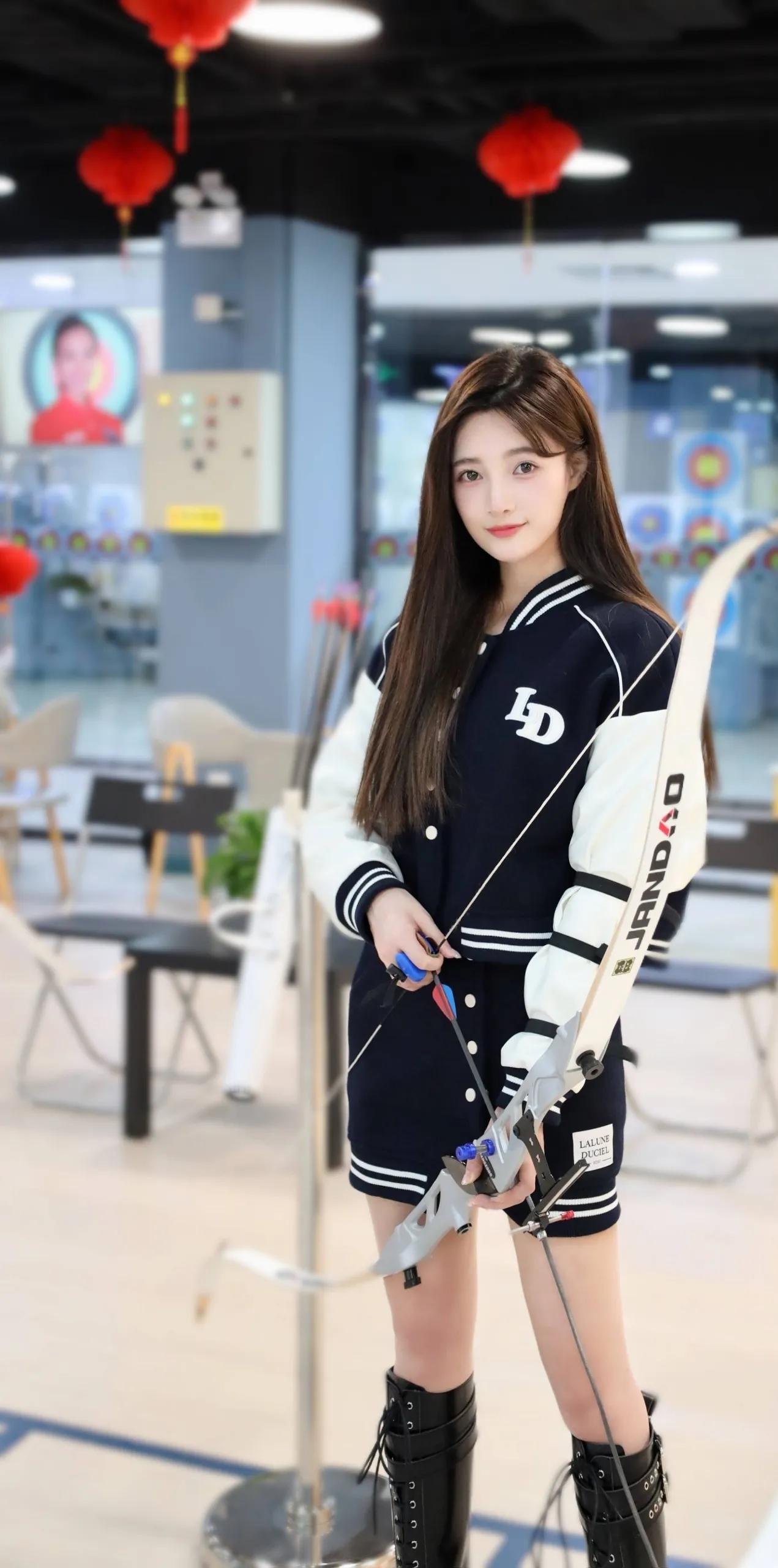 "Treasure Female Singer" Wang Xiaoxiao - iNEWS