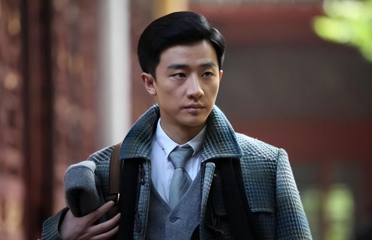 Jiang Wenli's nurturing scandal has escalated again! Multiple luxury ...