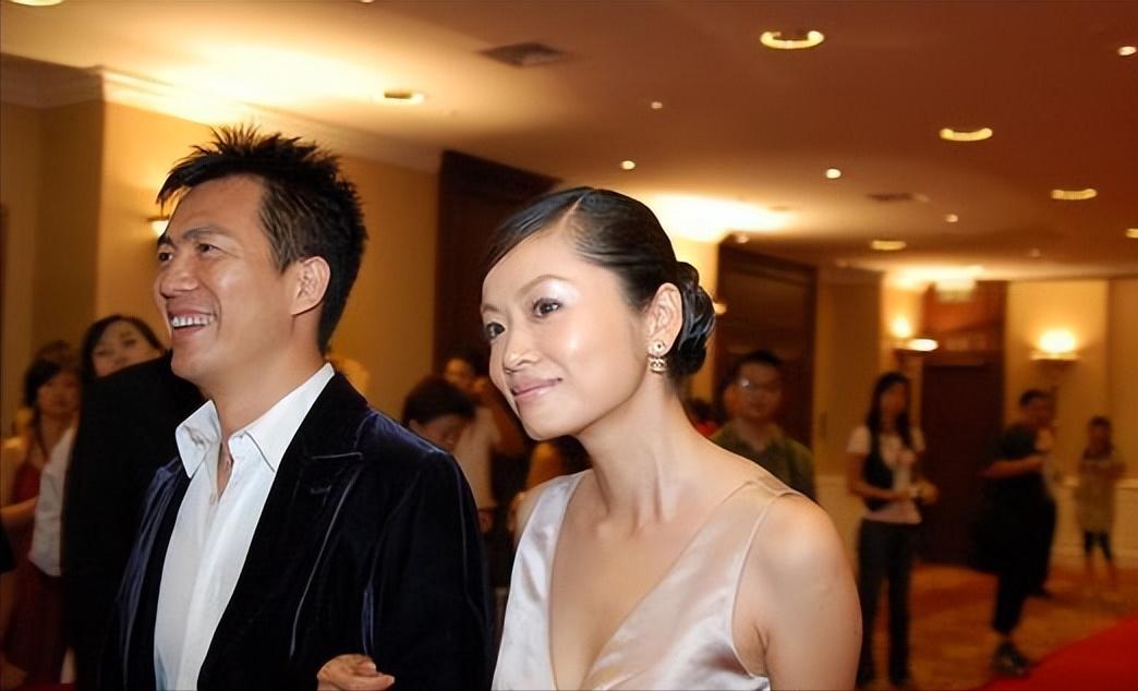 Zeng Zimo, Host of Phoenix Satellite TV: Married to Boss in 4 Years and ...