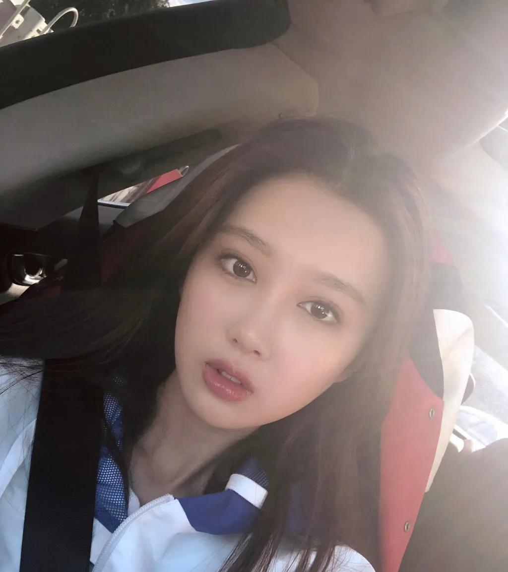 Miss China Champion Guo Yangzi - iNEWS