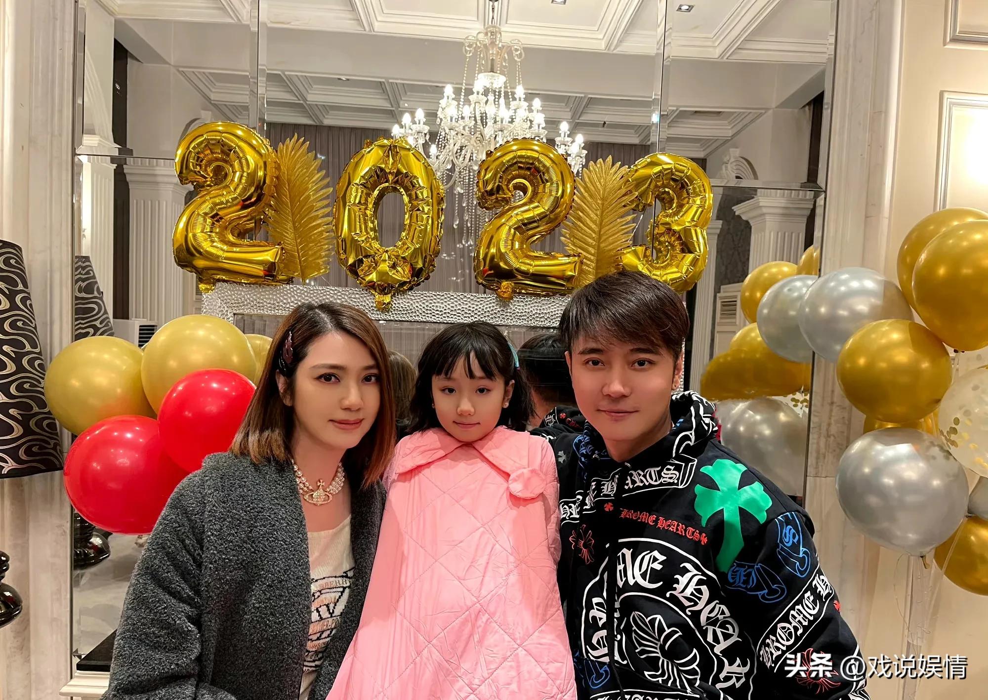Hong Xin and Zhang Danfeng officially announced their divorce in the early morning, and the ...