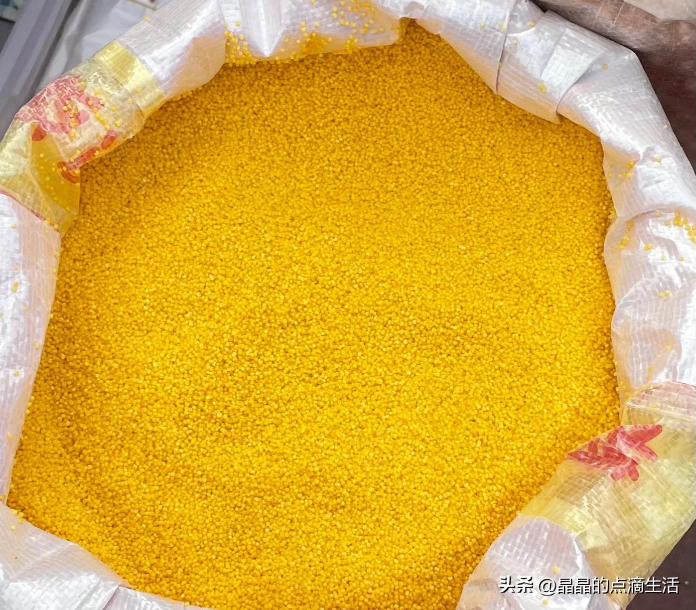 How to make delicious millet porridge with millet oil - iNEWS