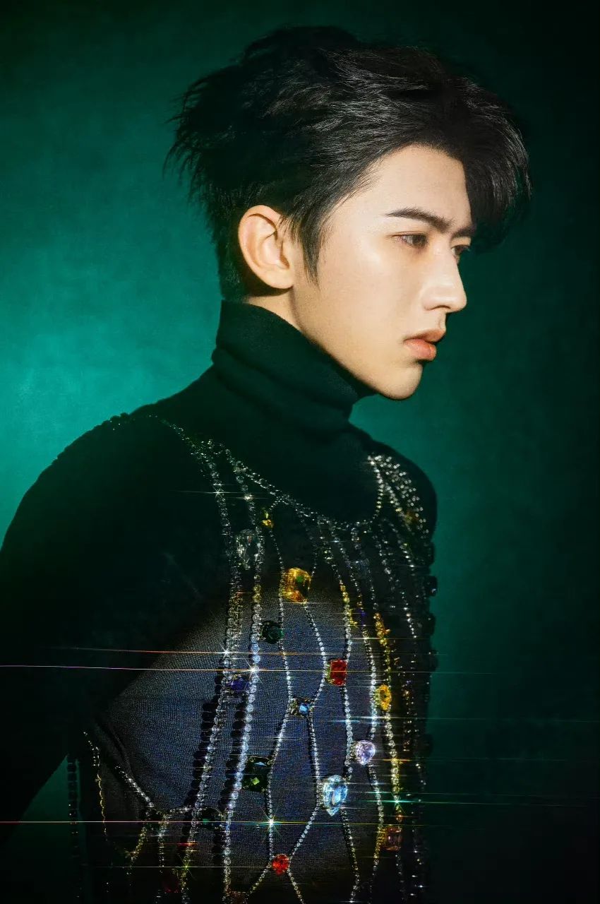 Wu Jing Xie Nan, Kan Qingzi, Yang Ying, Cai Xukun, Li Yapeng - iNEWS