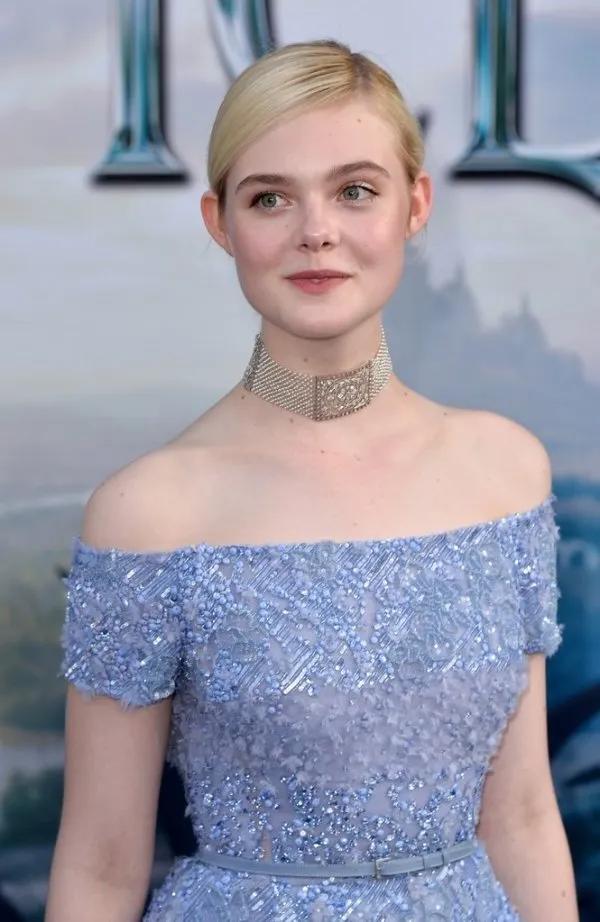 Hollywood Princess Elle Fanning - iNEWS