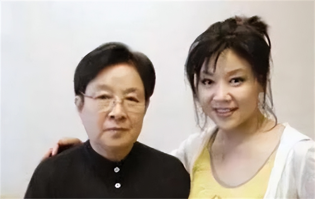 Su Hong: After the death of her husband, she refused to remarry and ...