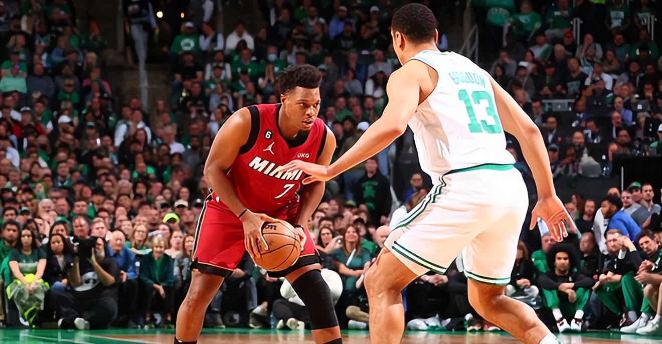 Scored 46 points in a single quarter, setting a record! Butler deserves ...