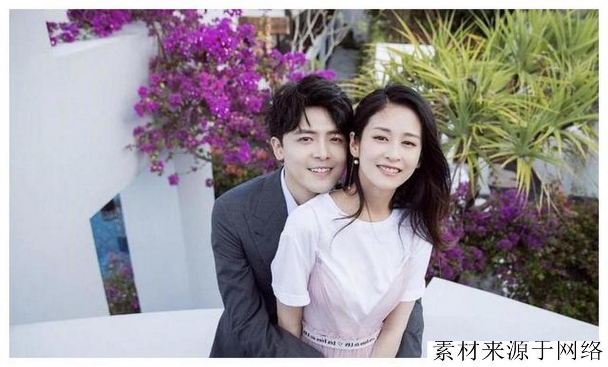 6 strange celebrity couples: Married for 20 years without obtaining a ...