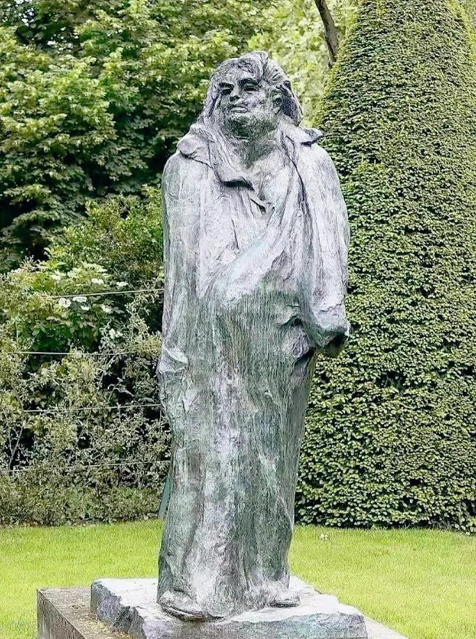 Defects are also a kind of incomplete beauty - iNEWS