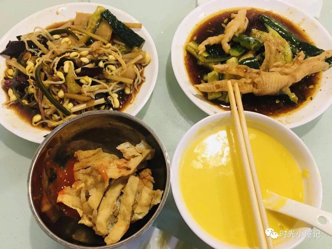 Unrestrained and happy little life - iMedia