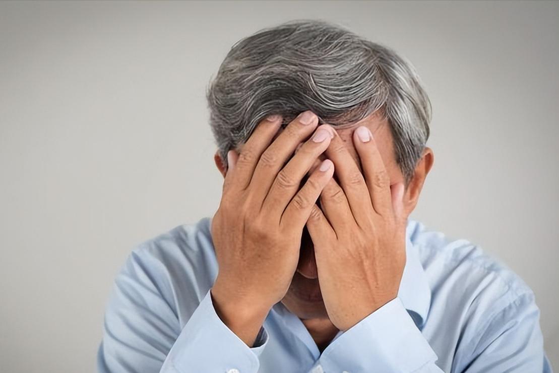 Smart Grandpa: How to care for the elderly with money and family ties ...