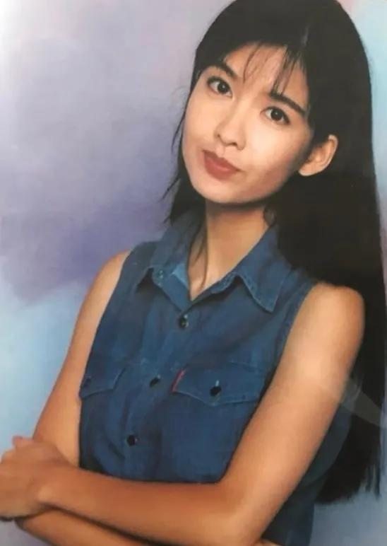 Zhou Huimin, the representative of the Jade Girl Sect, is pure and ...