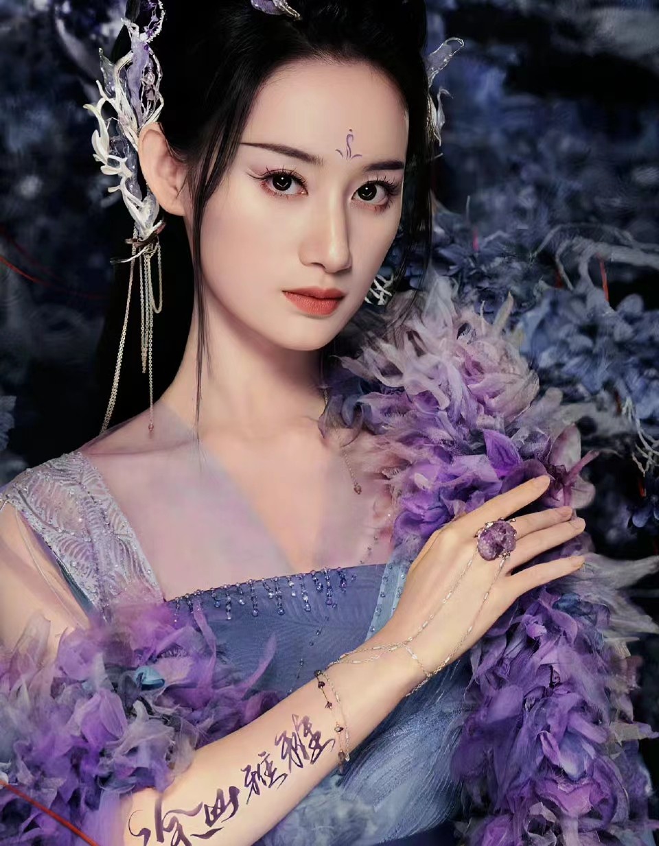 "Fox Fairy Little Matchmaker" tells the love of shemales and interprets ...