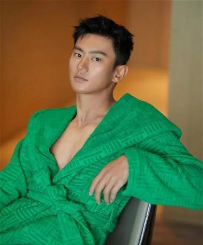 A traitor has appeared in the sports world! Ning Zetao was forced to ...