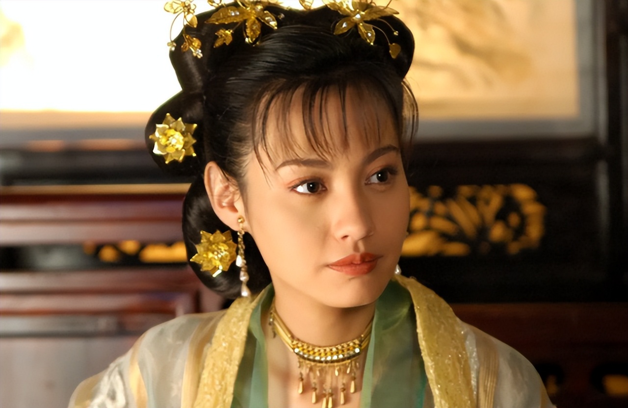 The Shunde Fairy in "Just Like the Return of an Old Man" is reminiscent ...