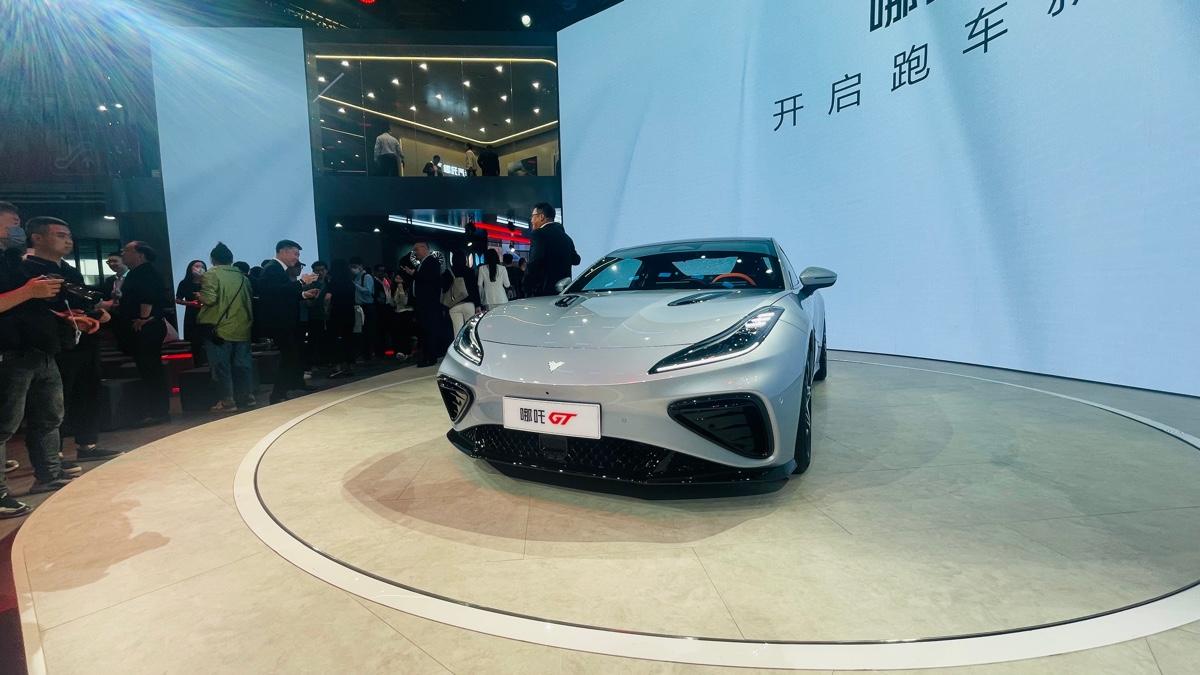 Nezha Automobile sold 11,080 vehicles in April and delivered more than ...