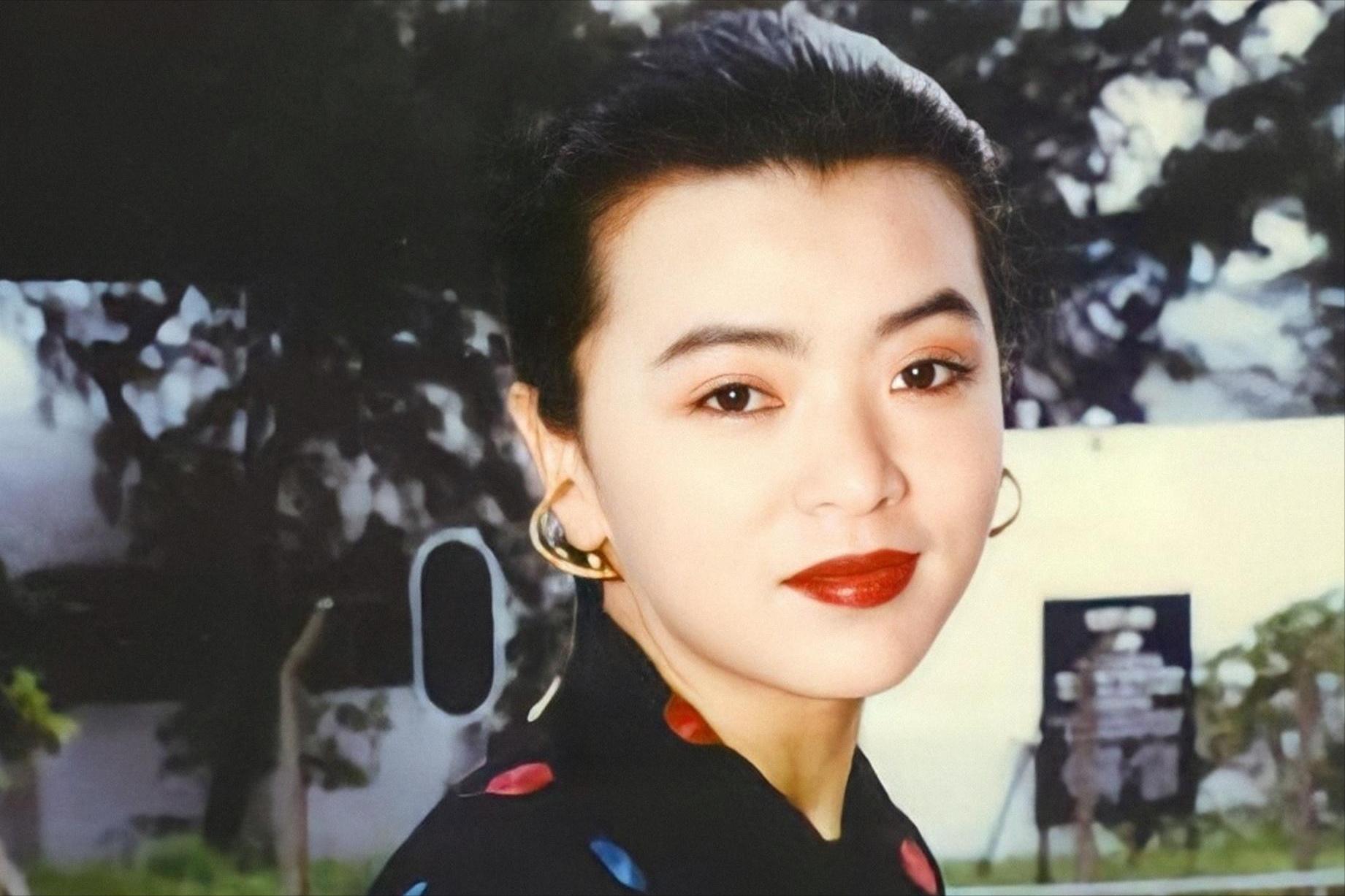 How beautiful is Chen Yulian, the first generation of little dragon ...