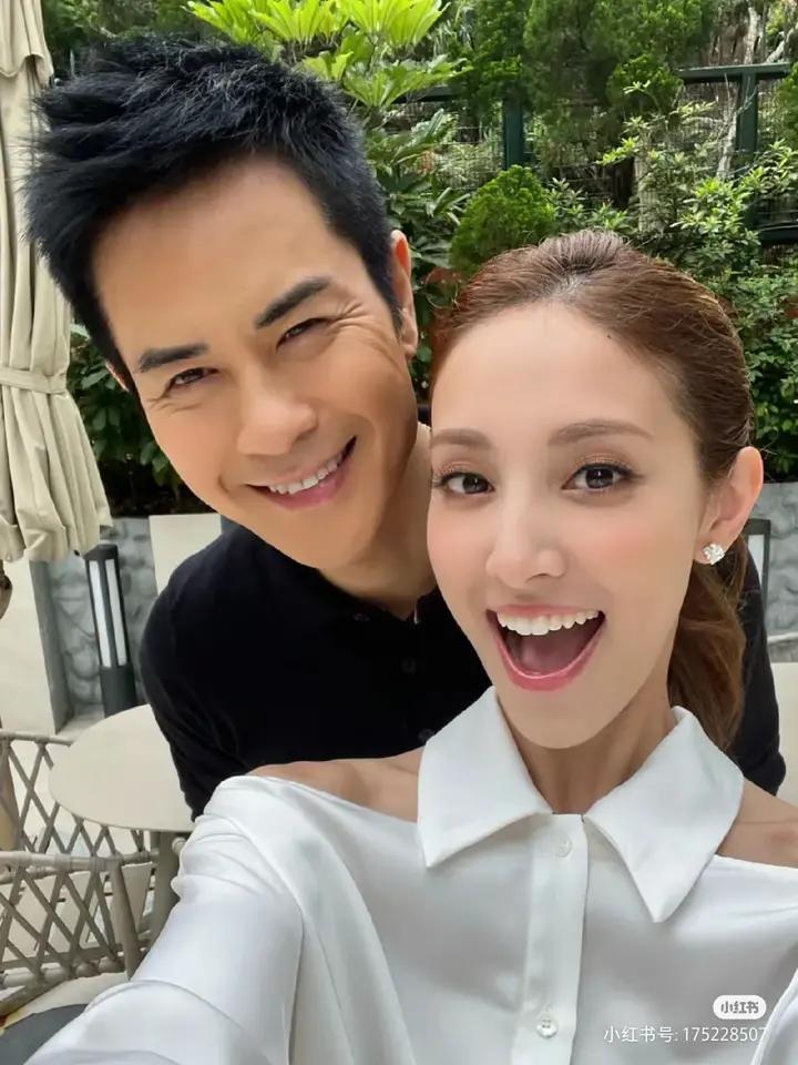 Chen Kailin posted an intimate photo with her husband - I love you not only in 520 - iMedia