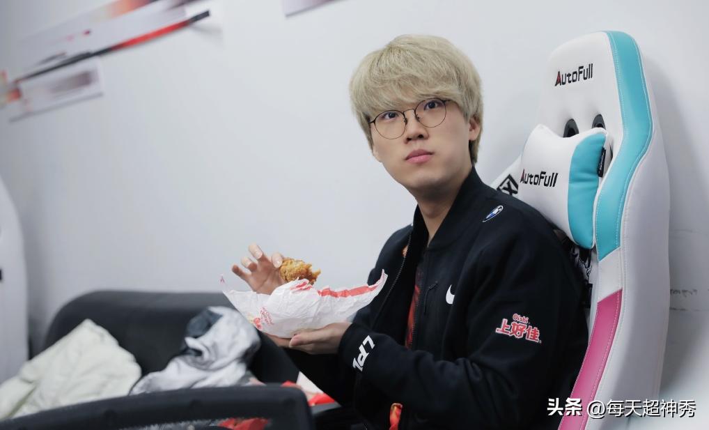 The former FPX substitute ADC showed his power, LSB swept T1 by ...