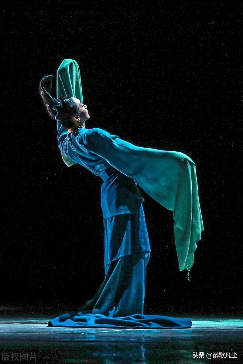 Song God, Bodhisattva, Eight Heavenly Dragons, Kitchen God?Here's a ...