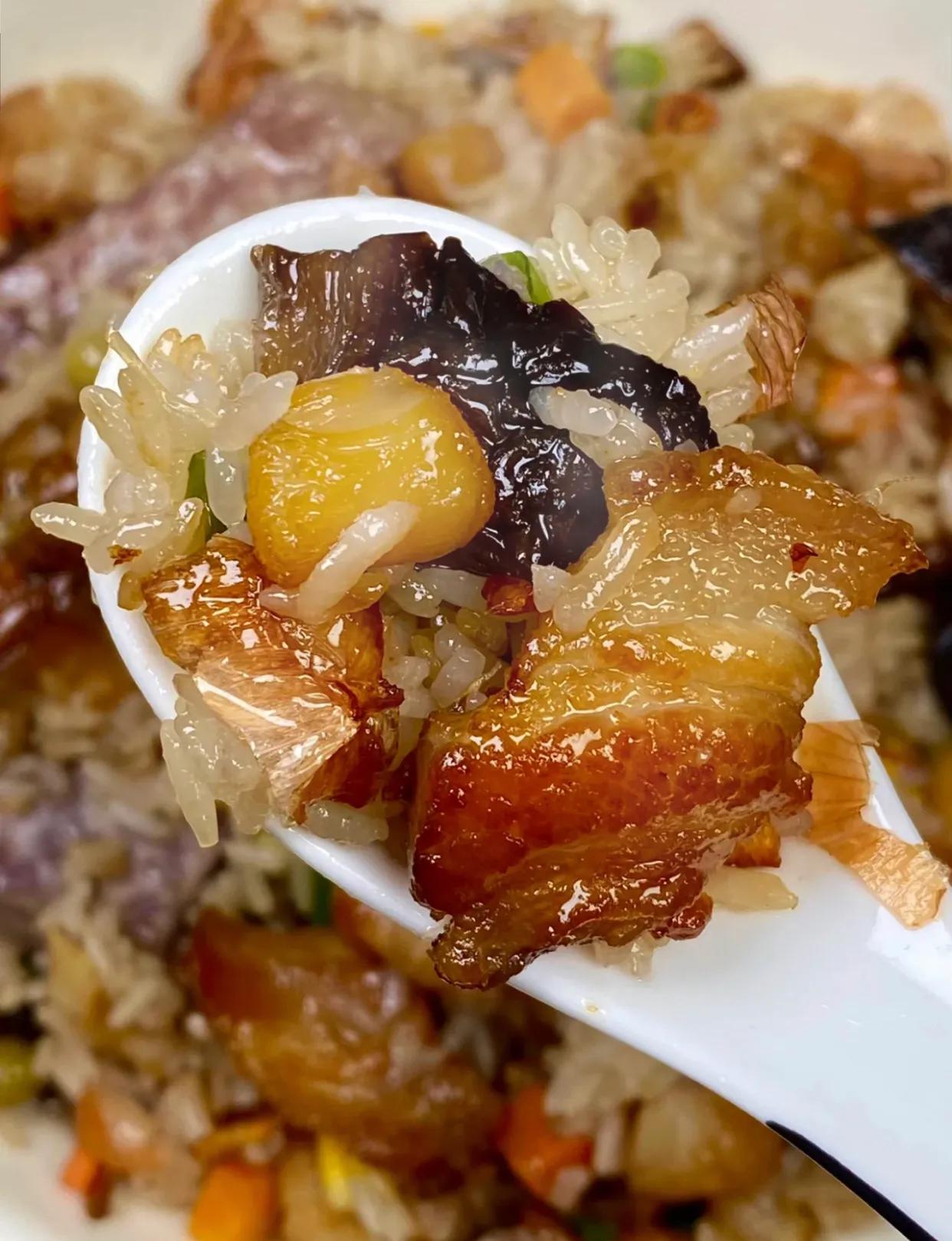Teach you how to easily make delicious taro braised rice - iNEWS