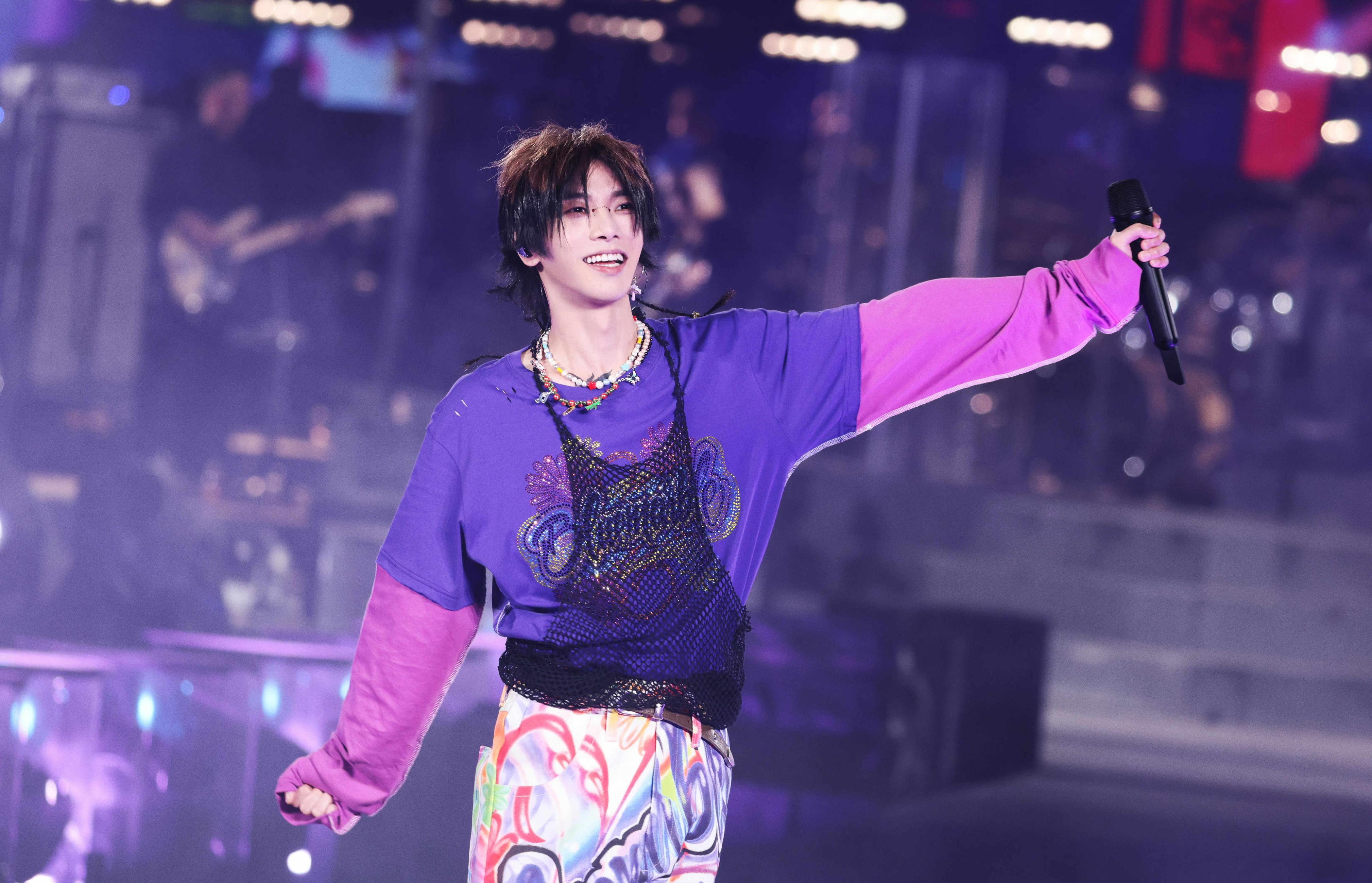 On the second day of Hua Chenyu's concert in Chengdu, the dream ...